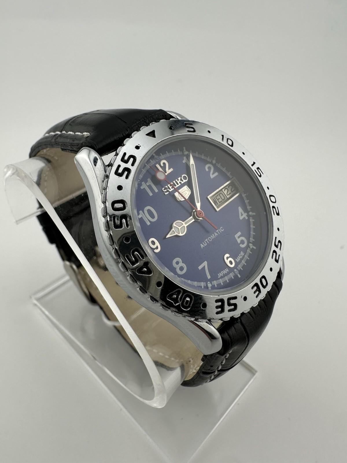 Vintage Seiko 5 Diver’s Look Automatic 7009A 17 J Men’sWatch Day & Date ...